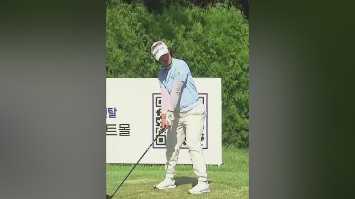 2R 13번홀 박지영 티샷 [제13회 KG 레이디스 오픈] - 네이버 TV