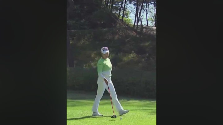 2R 2번홀 지한솔 티샷 [덕신EPC · 서울경제 레이디스 클래식] - 네이버 TV