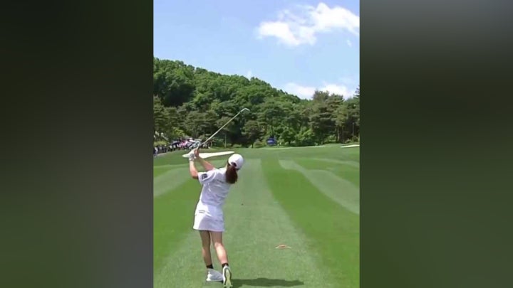 3R 파4 2번홀 박주영 연속샷 [Sh수협은행 MBN 여자오픈] - 네이버 TV