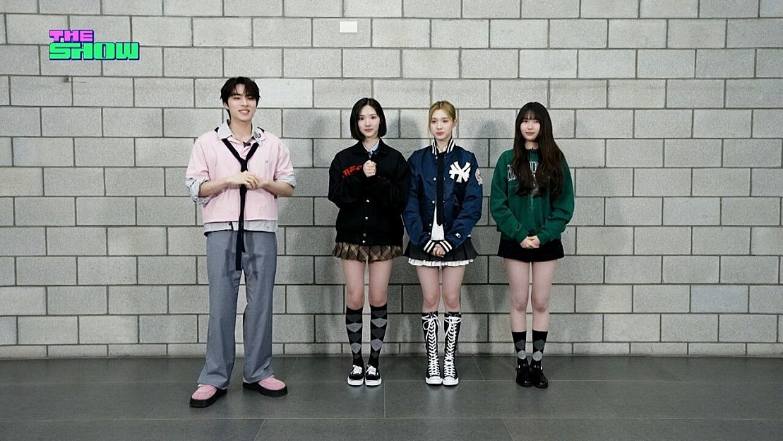 [엔프Pick] MC샤오쥔 & Hearts2Hearts (하츠투하츠) [THE SHOW 250311] - 네이버 TV