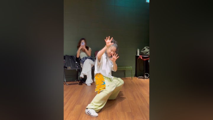 볼 수록 흥겨운 춤 - 네이버 TV