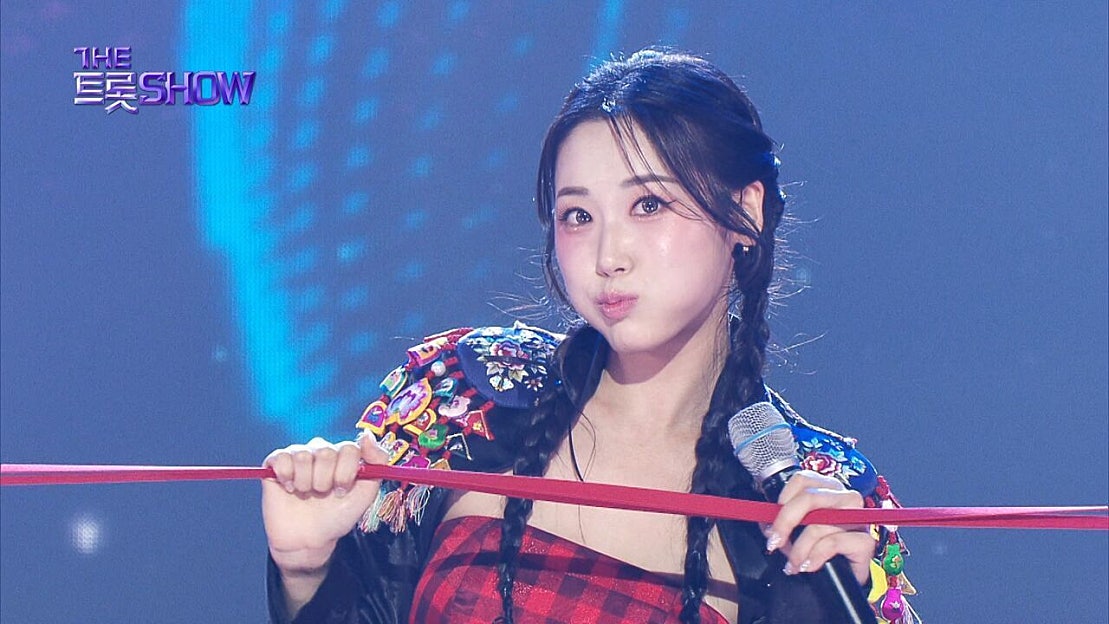 윤서령 - 슬픈 가야금 | 더 트롯쇼 250331 - 네이버 TV