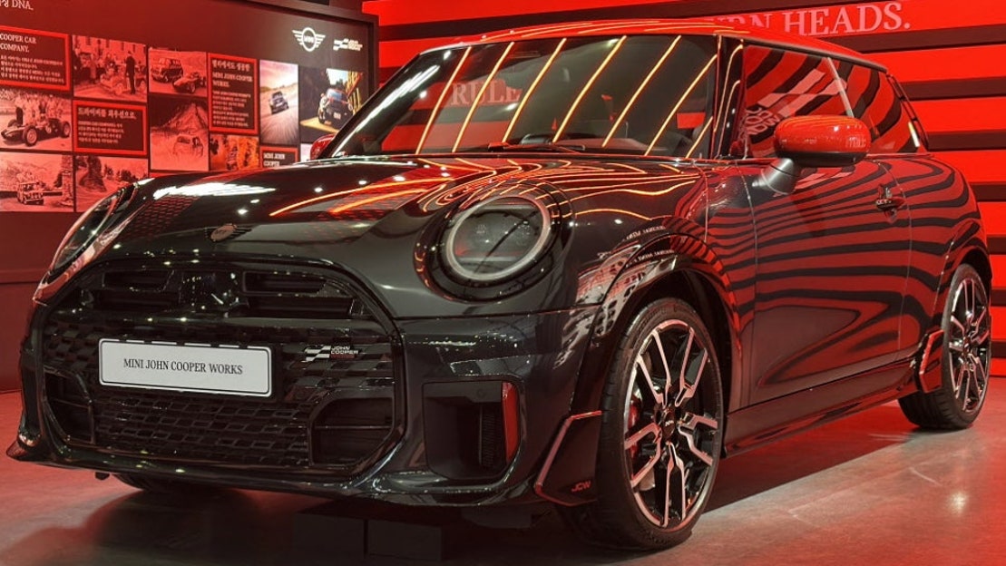 2025 미니 쿠퍼 JCW 풀체인지 리뷰 - 네이버 TV