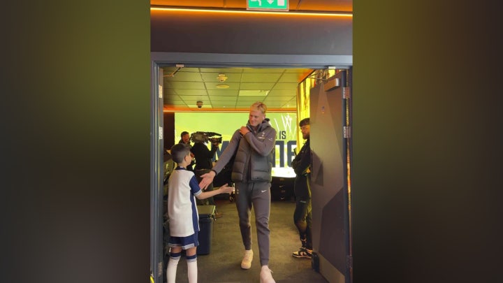 (PL 32R) 원정 경기장, 도착 완료. - 네이버 TV