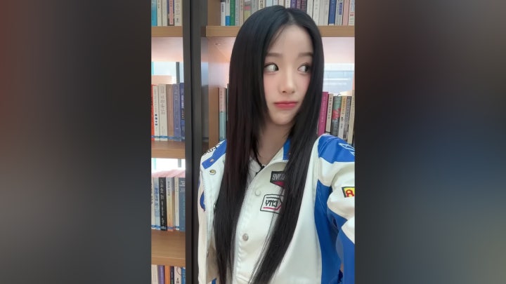 Chloe o’clock 📚🧩🎸 - 네이버 TV