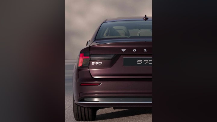 볼보차가 선보인 신형 S90 - 네이버 TV