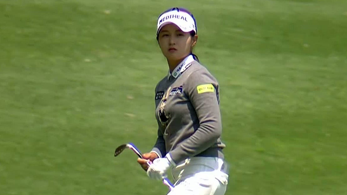 완벽한 어프로치 보여주는 박현경 [덕신EPC 챔피언십 2R] - 네이버 TV