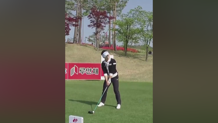 [AI클립] 3R 파4 17번홀 최가빈 티샷 (덕신EPC 챔피언십) - 네이버 TV
