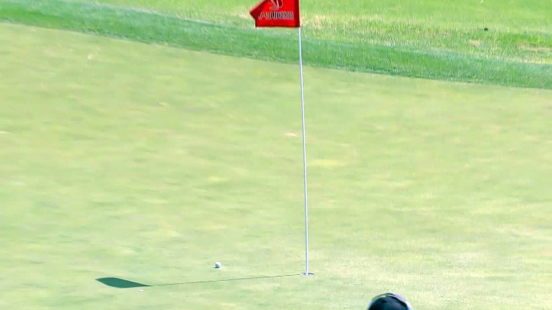 거의 들어갈 뻔했던 박보겸의 17m 퍼팅 [덕신EPC 챔피언십 3R] - 네이버 TV