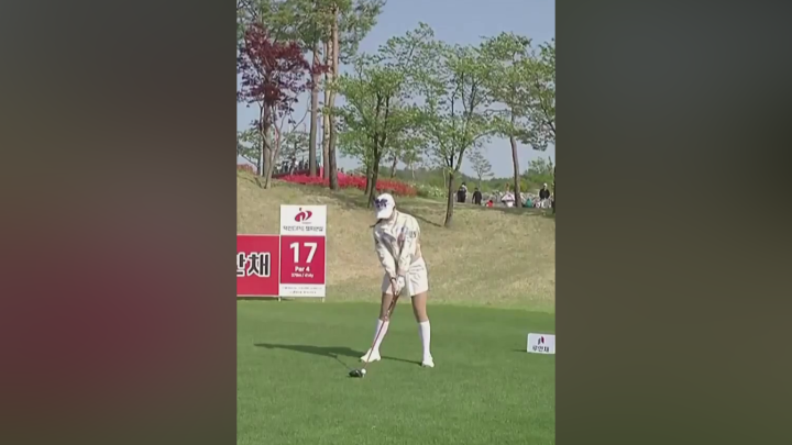 [AI클립] 3R 파4 17번홀 김민선7 티샷 (덕신EPC 챔피언십) - 네이버 TV