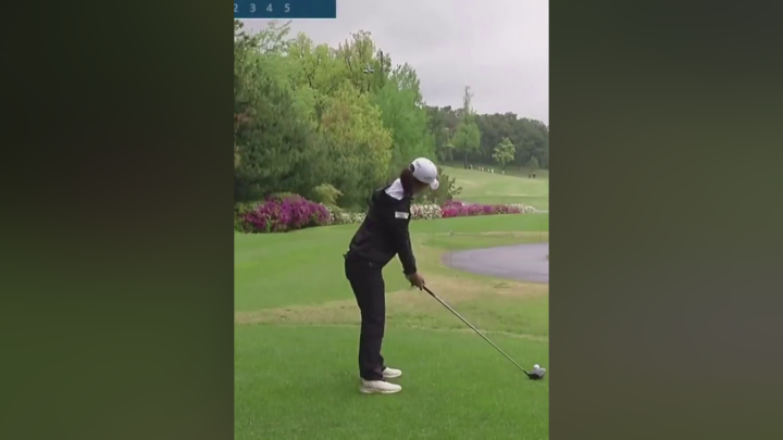 [AI클립] 3R 파5 7번홀 황유민 티샷 (크리스에프앤씨 제47회 KLPGA 챔피언십) - 네이버 TV