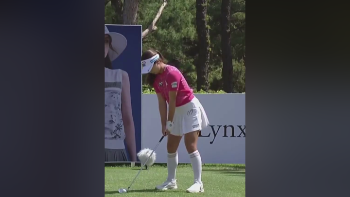 [AI클립] 4R 파3 2번홀 이동은 티샷 (크리스에프앤씨 제47회 KLPGA 챔피언십) - 네이버 TV