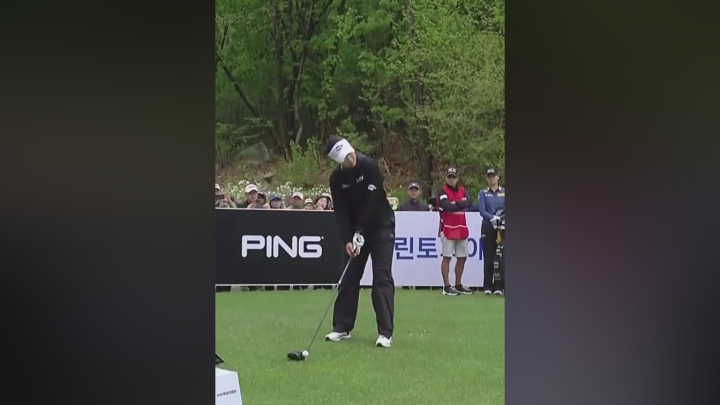 [AI클립] 3R 파5 11번홀 김민솔 티샷 (크리스에프앤씨 제47회 KLPGA 챔피언십) - 네이버 TV