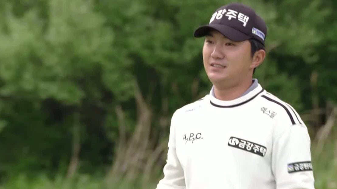 이글 퍼팅 성공하며 단독 1위 등극하는 옥태훈 [KPGA 클래식 2R] - 네이버 TV