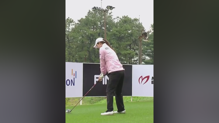 [AI클립] 3R 파4 3번홀 한진선 티샷 (크리스에프앤씨 제47회 KLPGA 챔피언십) - 네이버 TV