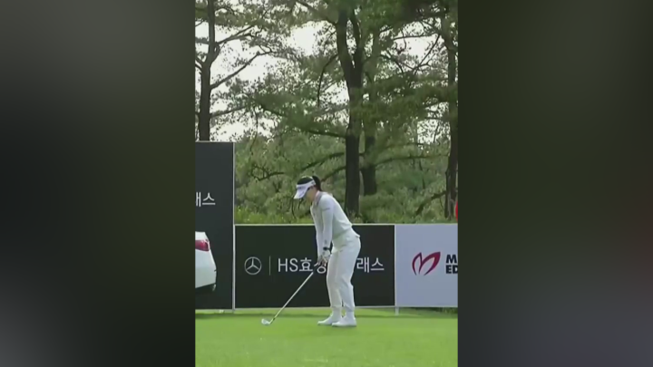 [AI클립] 2R 파3 17번홀 고지우 티샷 (크리스에프앤씨 제47회 KLPGA 챔피언십) - 네이버 TV