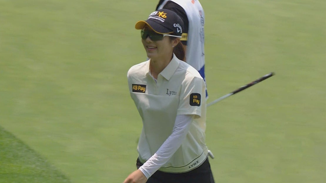'이글 퍼팅 성공!' 단숨에 공동 2위로 오르는 안송이! [Sh수협은행 MBN 여자오픈 1R] - 네이버 TV