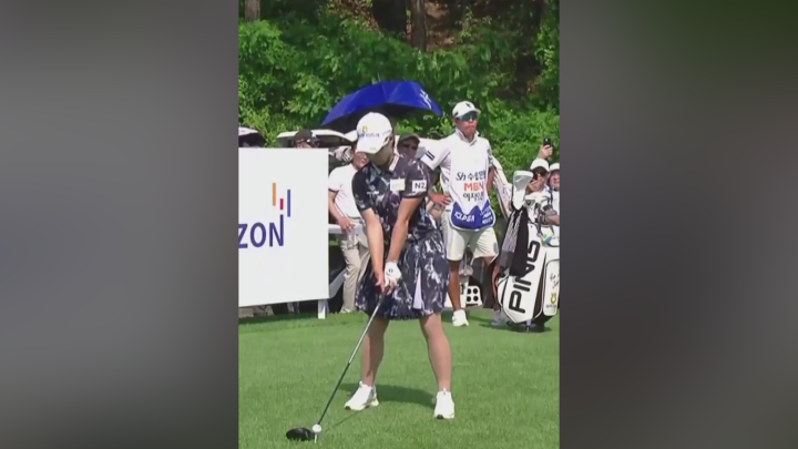 [AI클립] 3R 파5 18번홀 정윤지 티샷 (Sh수협은행 MBN 여자오픈) - 네이버 TV