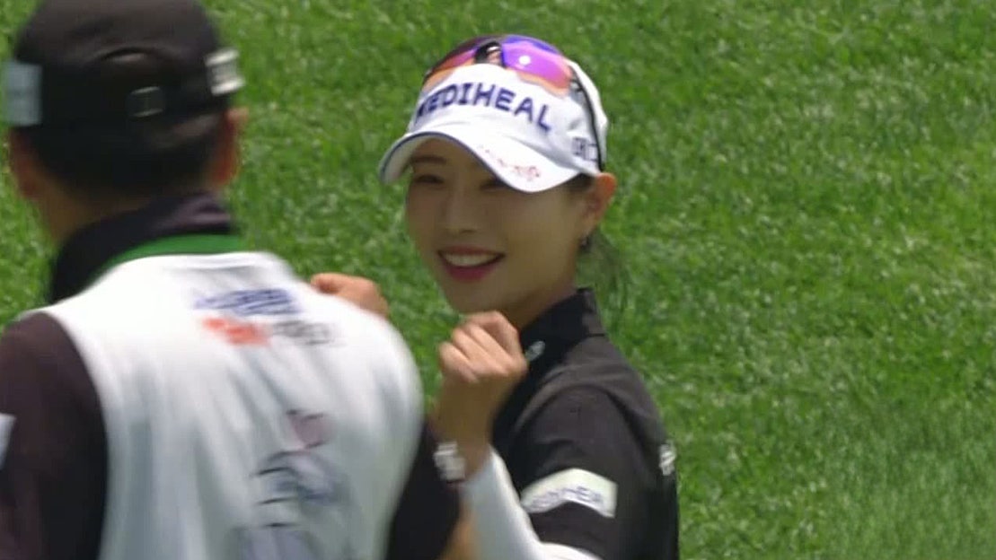 쉽지 않은 퍼팅 성공하며 단독 2위 등극하는 이채은2 [Sh수협은행 MBN 여자오픈 FR] - 네이버 TV