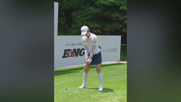 [AI클립] 3R 파3 5번홀 안송이 티샷 (Sh수협은행 MBN 여자오픈) - 네이버 TV