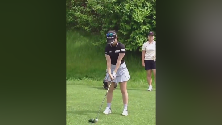 [AI클립] 2R 파4 10번홀 이예원 티샷 (Sh수협은행 MBN 여자오픈) - 네이버 TV