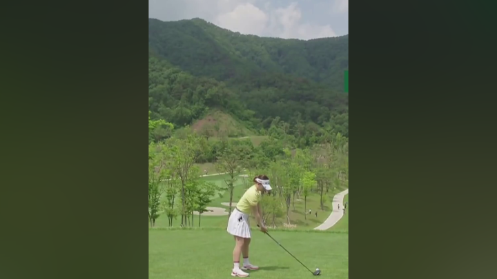 [AI클립] 3R 파4 1번홀 마서영 티샷 (2025 셀트리온 퀸즈 마스터즈) - 네이버 TV