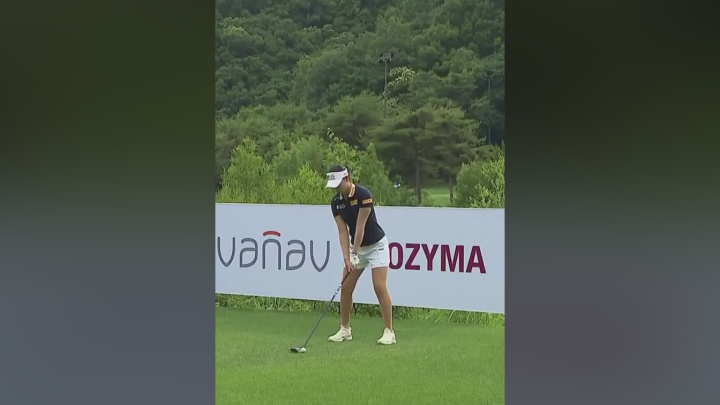 [AI클립] 1R 파4 15번홀 방신실 티샷 (KGA DB그룹 제39회 한국여자오픈골프선수권대회) - 네이버 TV