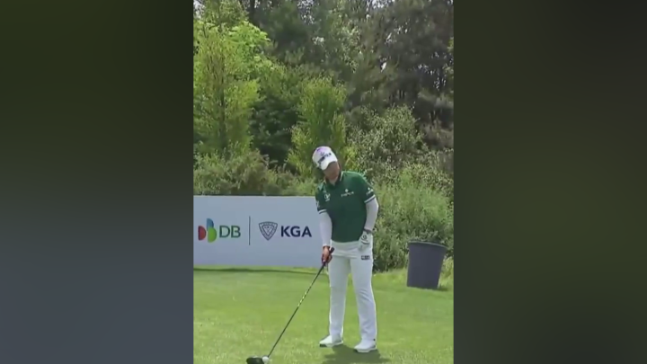 [AI클립] 2R 파4 4번홀 박지영 티샷 (KGA DB그룹 제39회 한국여자오픈골프선수권대회) - 네이버 TV