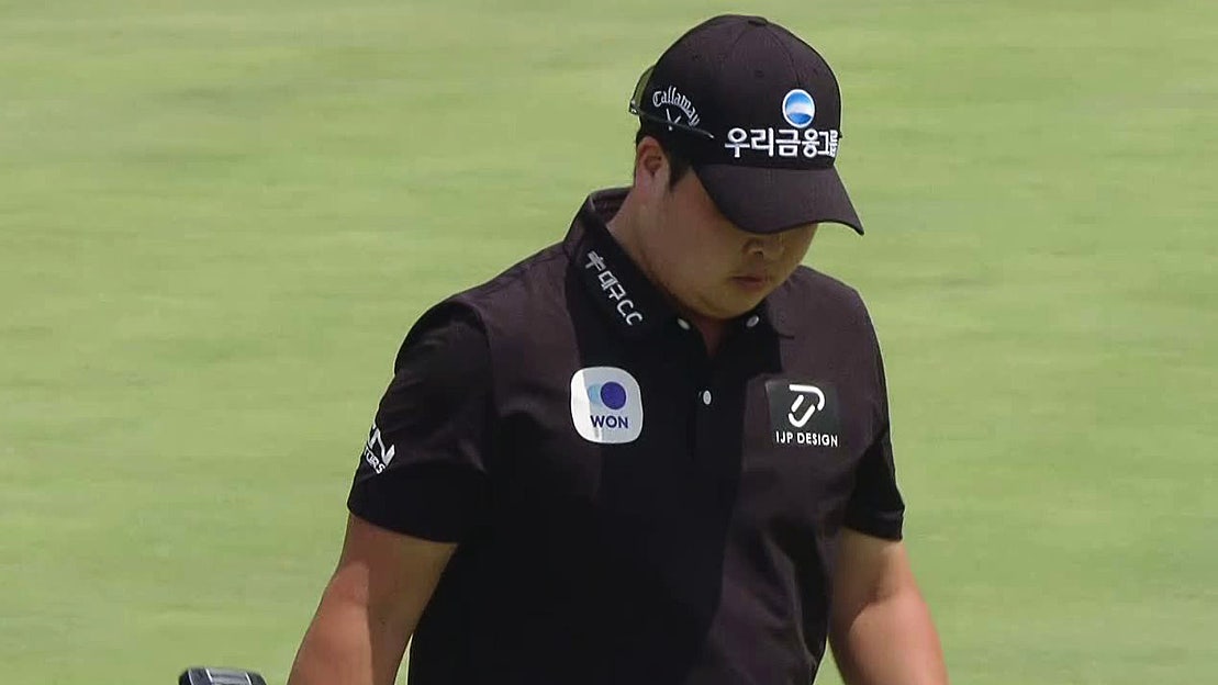 '퍼팅이 흔들릴 땐 더 붙이면 돼' 공을 홀 옆으로 붙이는 황중곤 [제68회 KPGA 선수권대회 with A-ONE CC 1R] - 네이버 TV