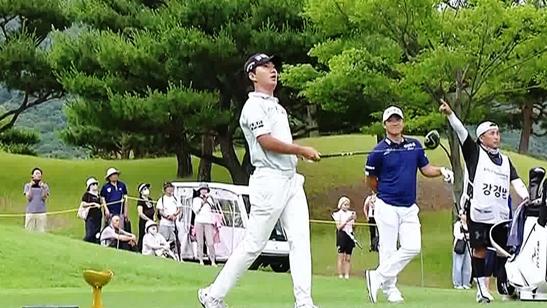 '미치겠다 진짜...' 티샷이 크게 빗나간 옥태훈 [제68회 KPGA 선수권대회 with A-ONE CC 2R] - 네이버 TV