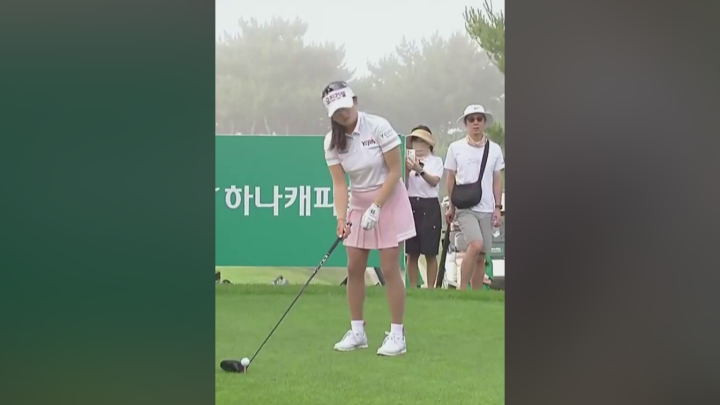 [AI클립] 3R 파5 18번홀 노승희 티샷 (더헤븐 마스터즈) - 네이버 TV