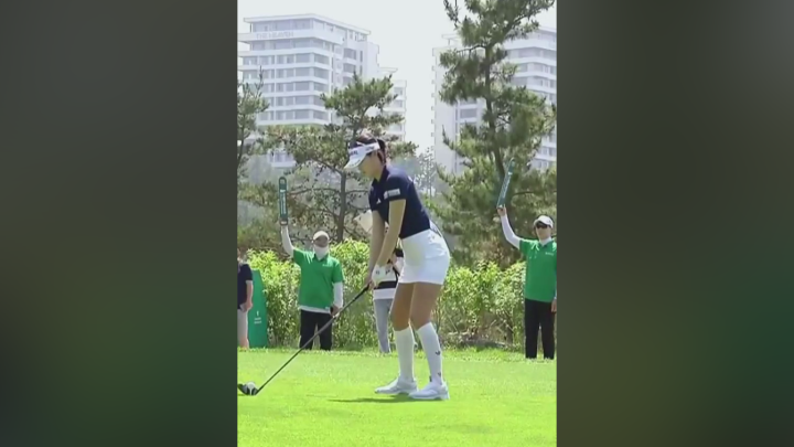 [AI클립] 3R 파5 6번홀 김나영 티샷 (더헤븐 마스터즈) - 네이버 TV