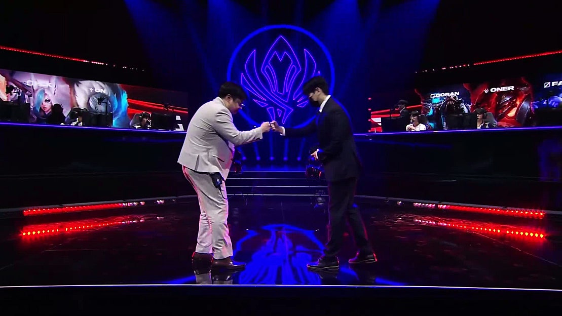 BLG-T1 3세트ㅣ07.06ㅣ2025 MSI 브래킷 스테이지 - 네이버 TV