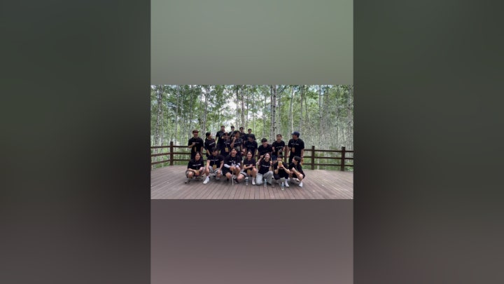 KUSF AT러너들 단체사진 - 네이버 TV