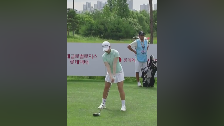 [AI클립] 3R 파4 2번홀 안윤주 티샷 (제15회 롯데 오픈) - 네이버 TV