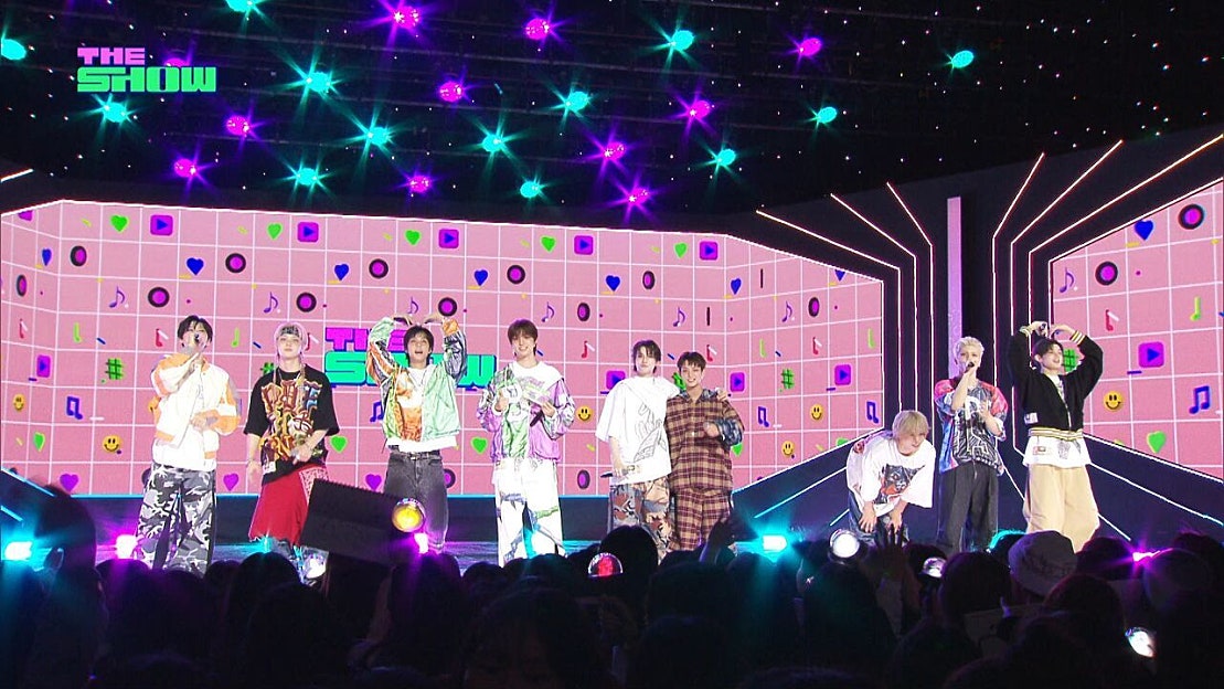 &TEAM - THE SHOW CHOICE! [THE SHOW 251104] - 네이버 TV